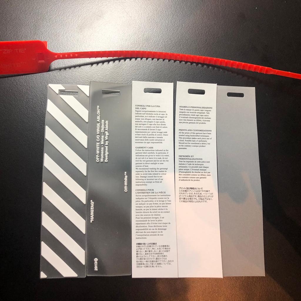 Off White Hang Tag in 1210 Wien for €7.00 for sale | Shpock