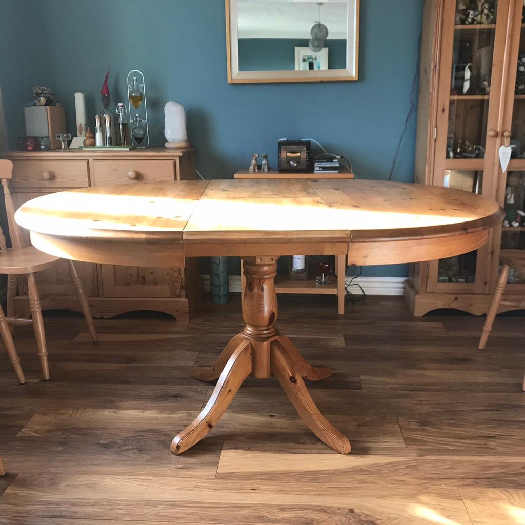 Solid pine extending dining table in TQ4 Galmpton für £ 25,00 zum ...
