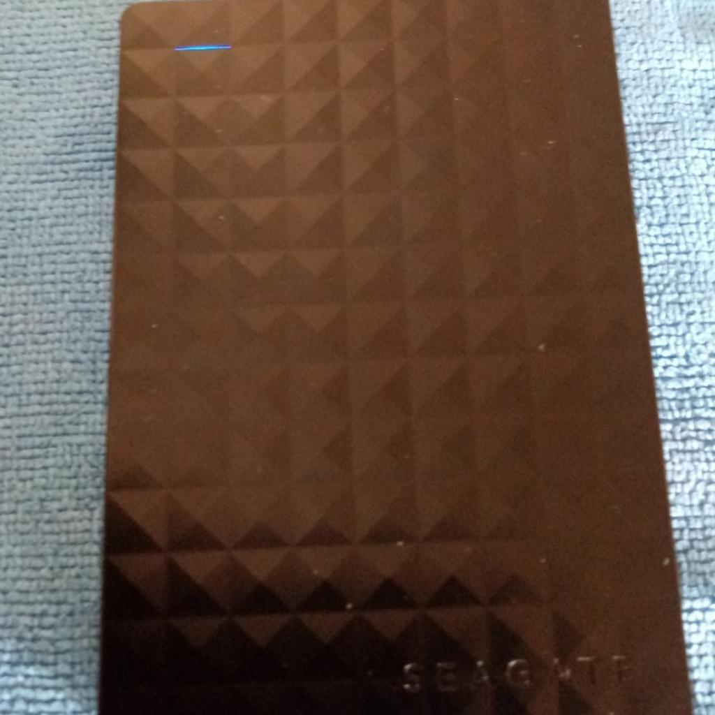 seagate expansion drive 1.81 tb in ST1-Trent für £ 25,00 zum Verkauf ...
