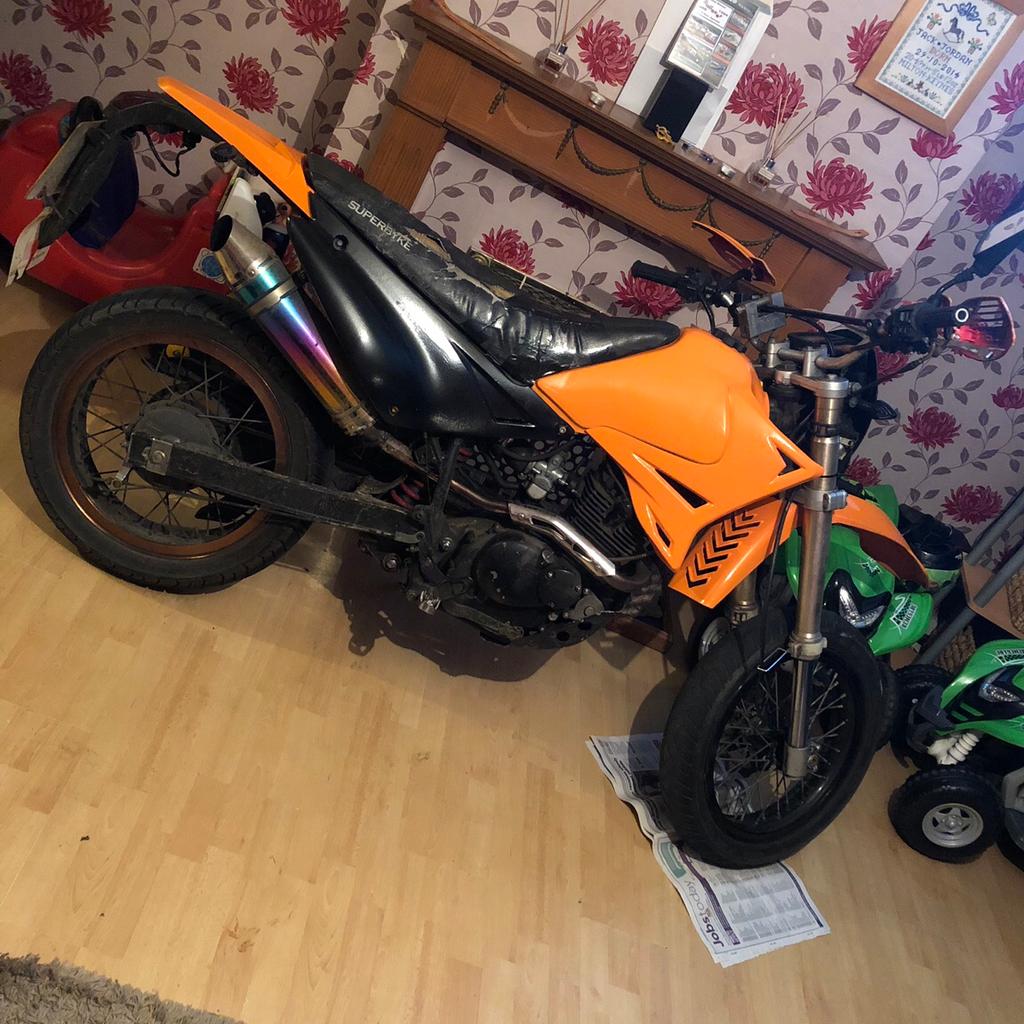 Rmr 125cc superbyke in Bletchley für £ 230,00 zum Verkauf | Shpock AT
