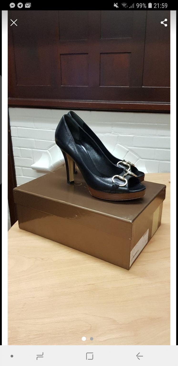 like new genuine Gucci shoes in B32 Birmingham for £45.00 for sale | Shpock