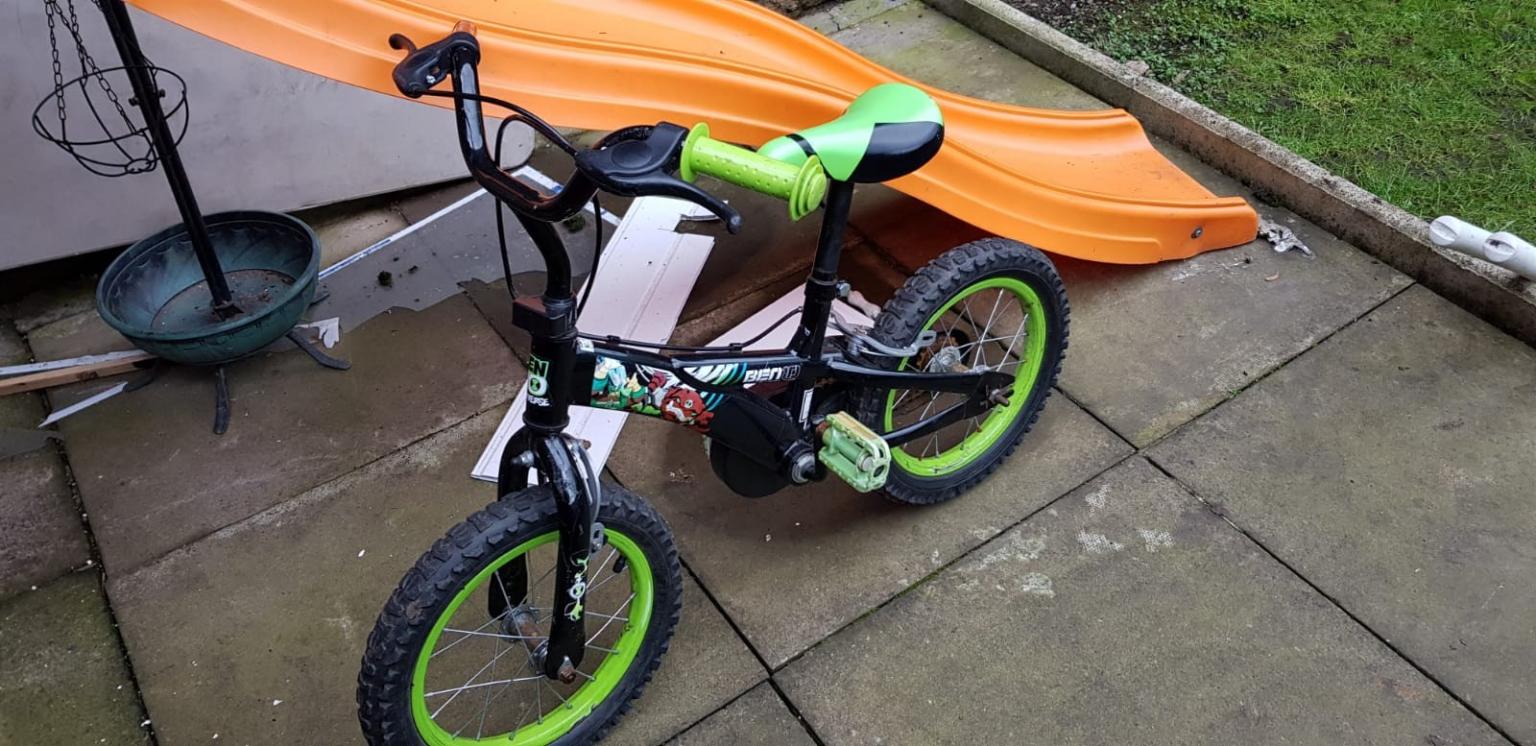 Boys bike like new in B11 Birmingham für £ 25,00 zum Verkauf | Shpock AT