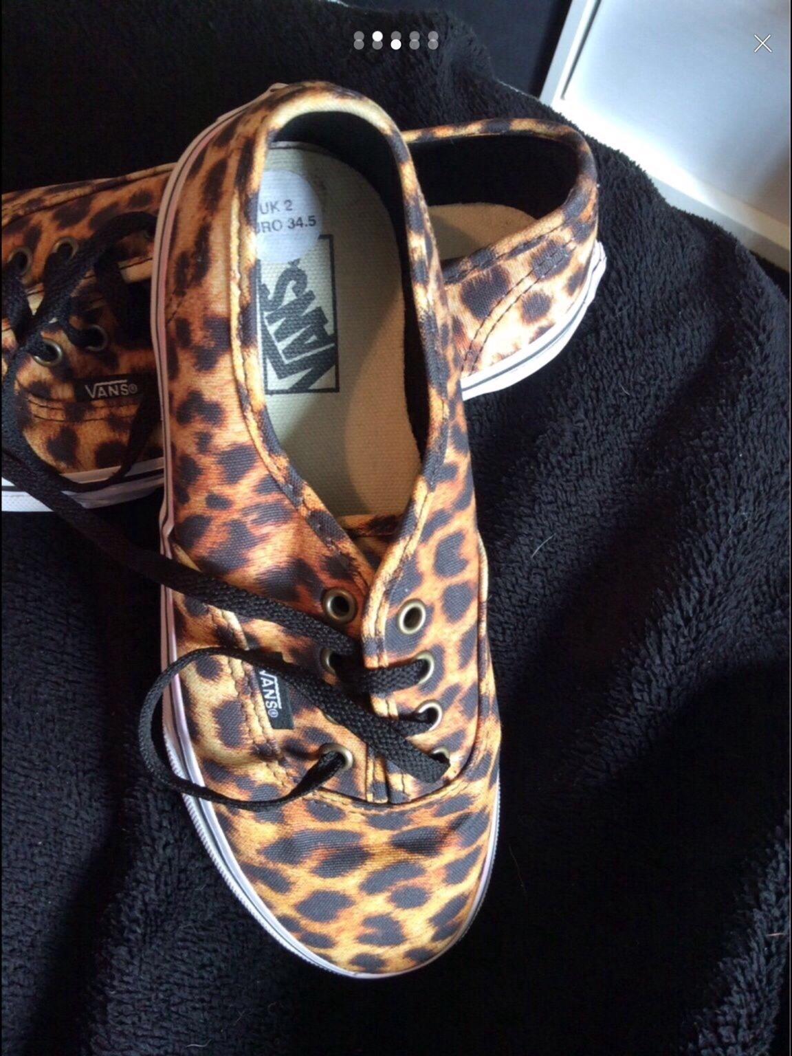 Rare leopard print and size 2 free in M25 Salford für gratis zum ...
