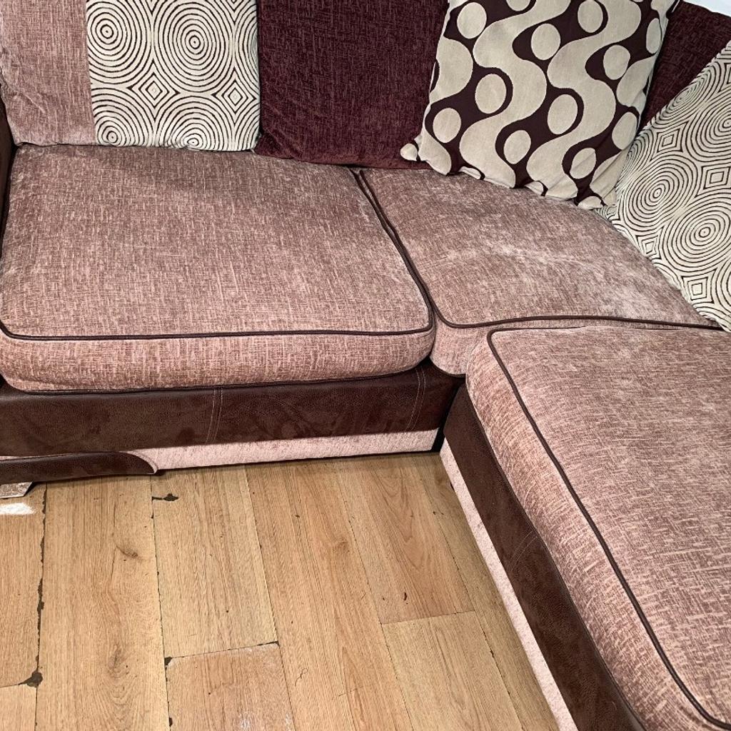 Beautiful DFS corner sofa set / free delivery in SW8 London for £360.00 ...