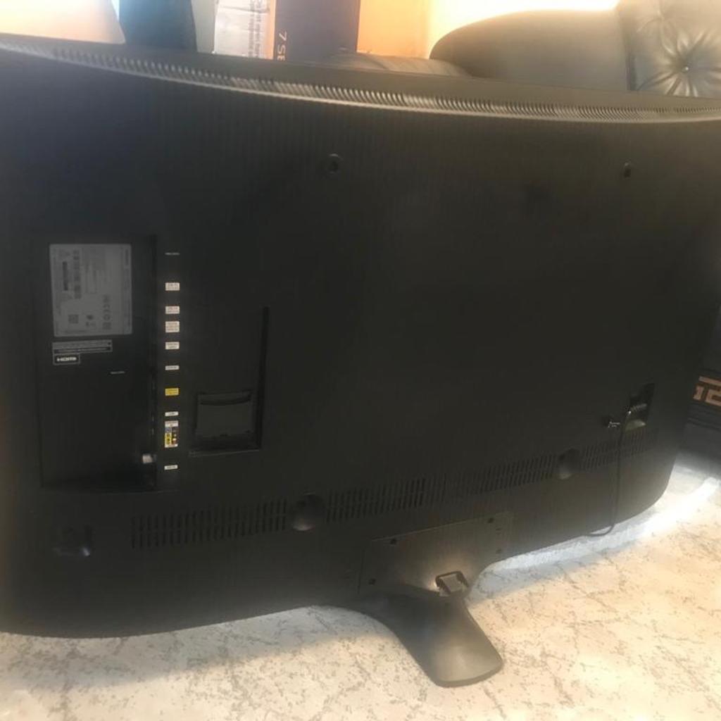 Samsung ue49ku6100 curved 4K broken screen in N16 Hackney for £50.00 ...