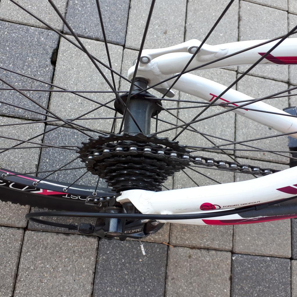 26 Zoll Ghost Miss Fahrrad Jugendrad RH 44cm in 6341 Ebbs für € 300,00 zum Verkauf | Shpock AT