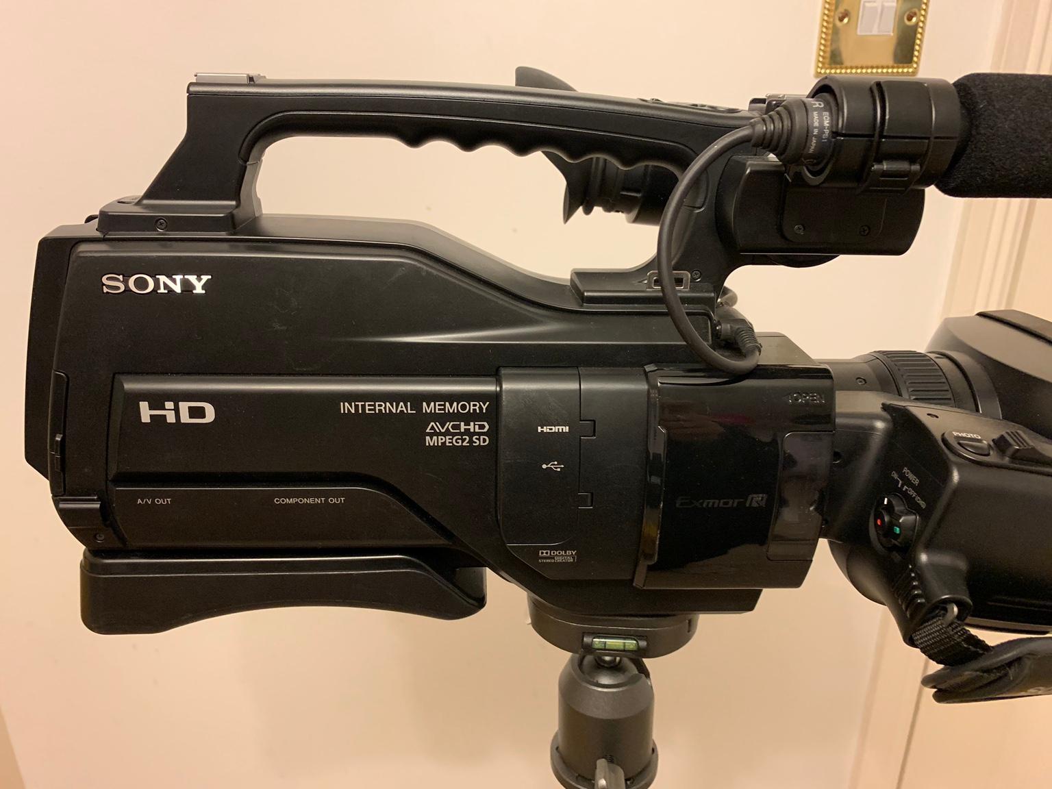 Sony HXR-MC2000 64 GB Digital HD Video Camera in SE13 Lewisham for £649 ...