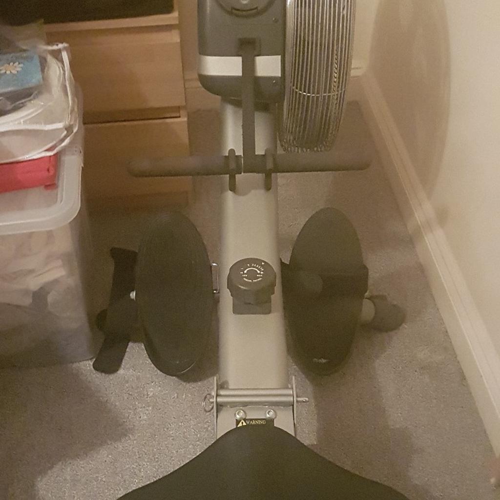 Reebok rowing machine in WA7 Castlefields für 30,00 £ zum Verkauf ...