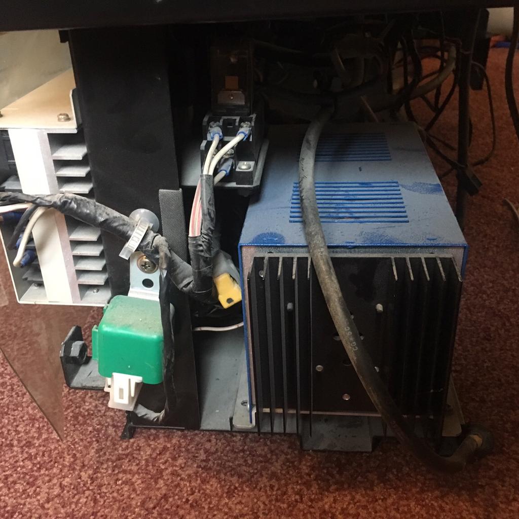 Mazda Bongo / Ford Freda Original Kitchen Pod in GU35 Hampshire für 120 ...