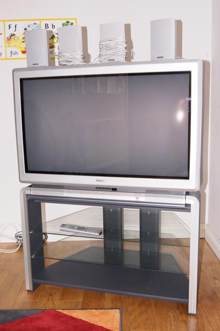 Toshiba CRT TV 36 Inch in LE17 Harborough for free for sale | Shpock