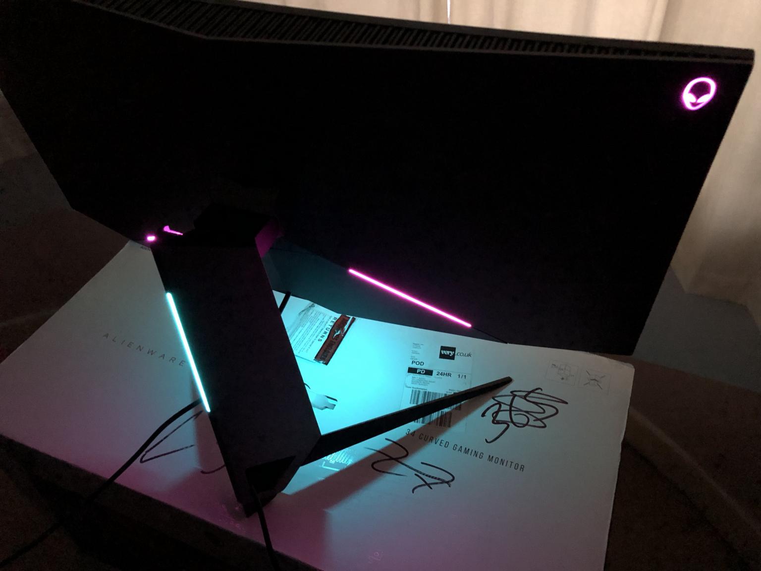 Alienware AW3418HW 34 Inch Curved Monitor in B92 Solihull für 680,00 ...