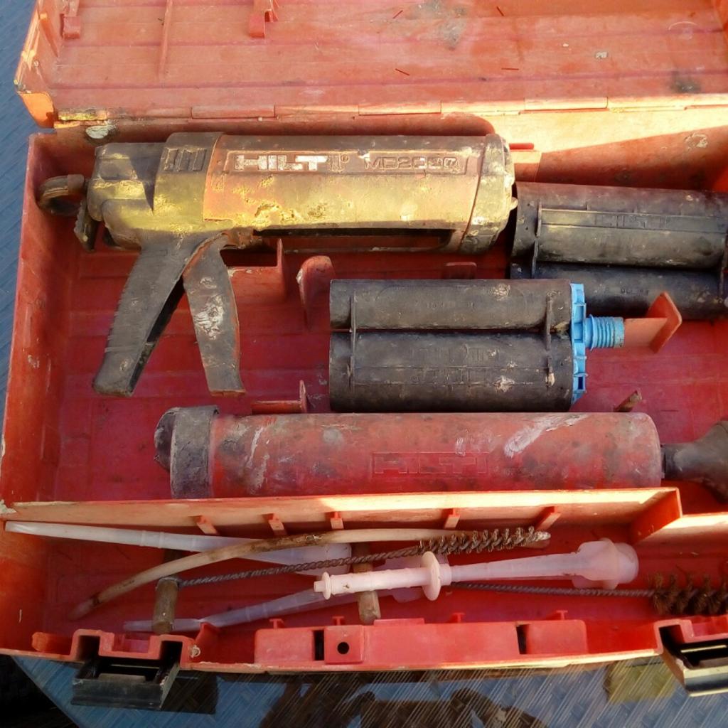hilti hit md2000 resin gun in DY11 Wyre Forest for £15.00 for sale | Shpock