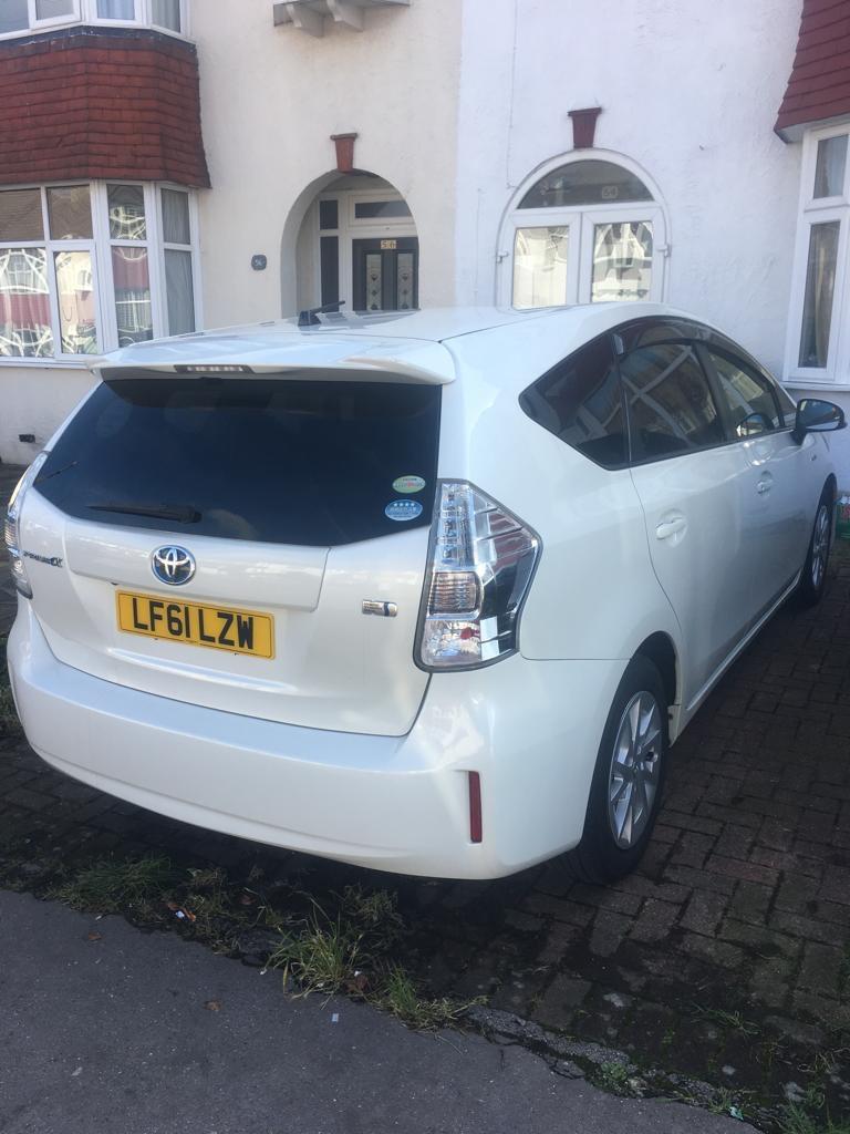 Toyota Prius plus 7 seater fresh pco sticker in CR0 London für 9.550,00 ...