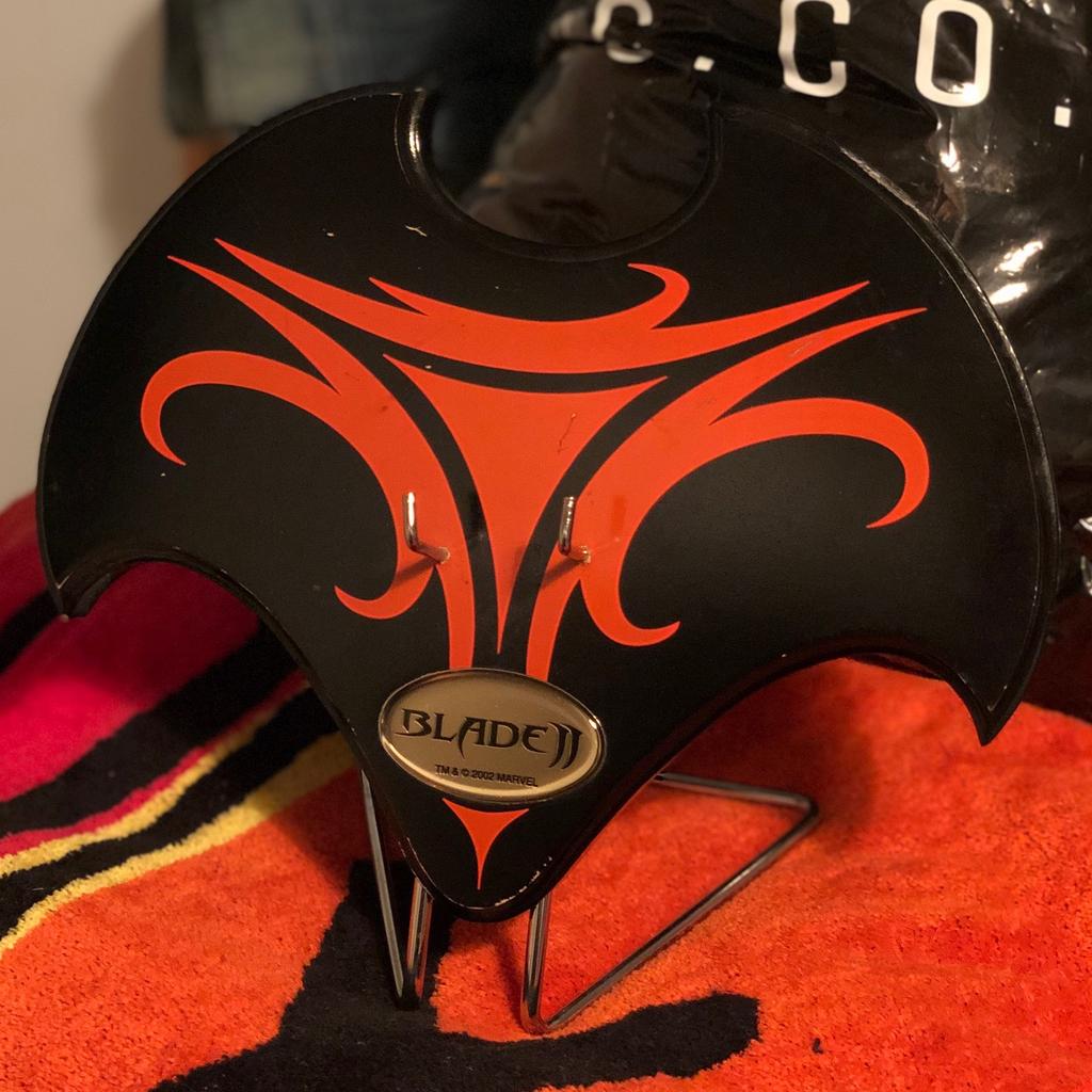 BLADE 2 CYCLONE Licensed Movie Prop Replica in SO40 Forest für £ 120,00 ...