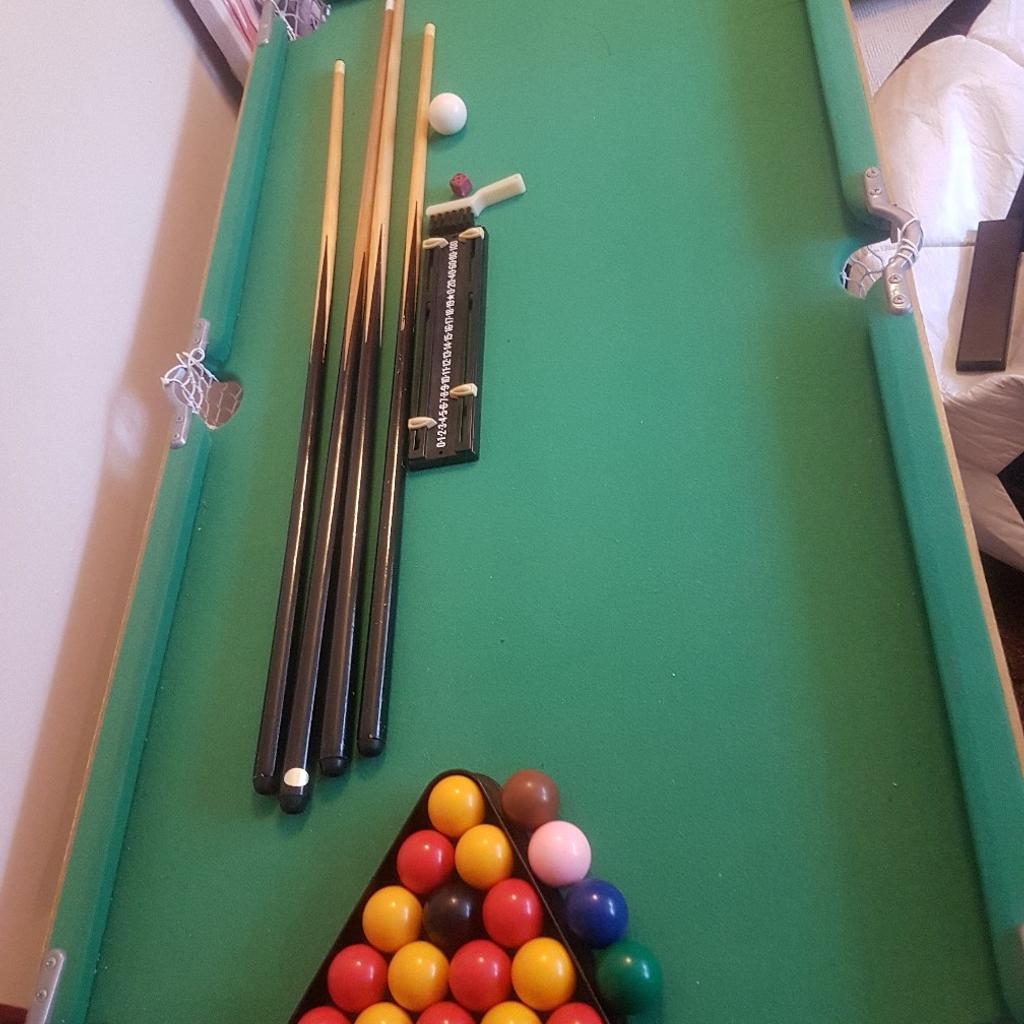 Kids pool table in B64 Dudley für £ 25,00 zum Verkauf | Shpock AT