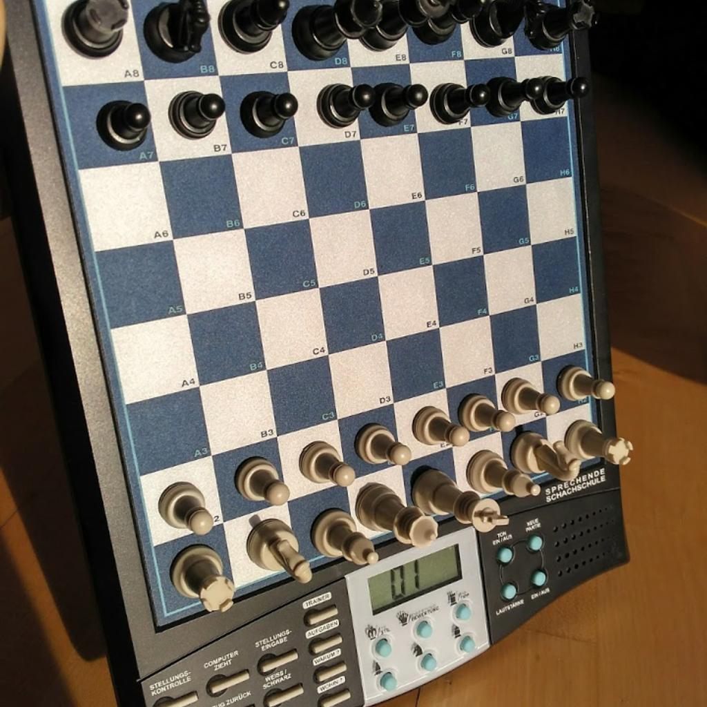 Schach-Computer Millennium in 4810 Gmunden for €10.00 for sale | Shpock