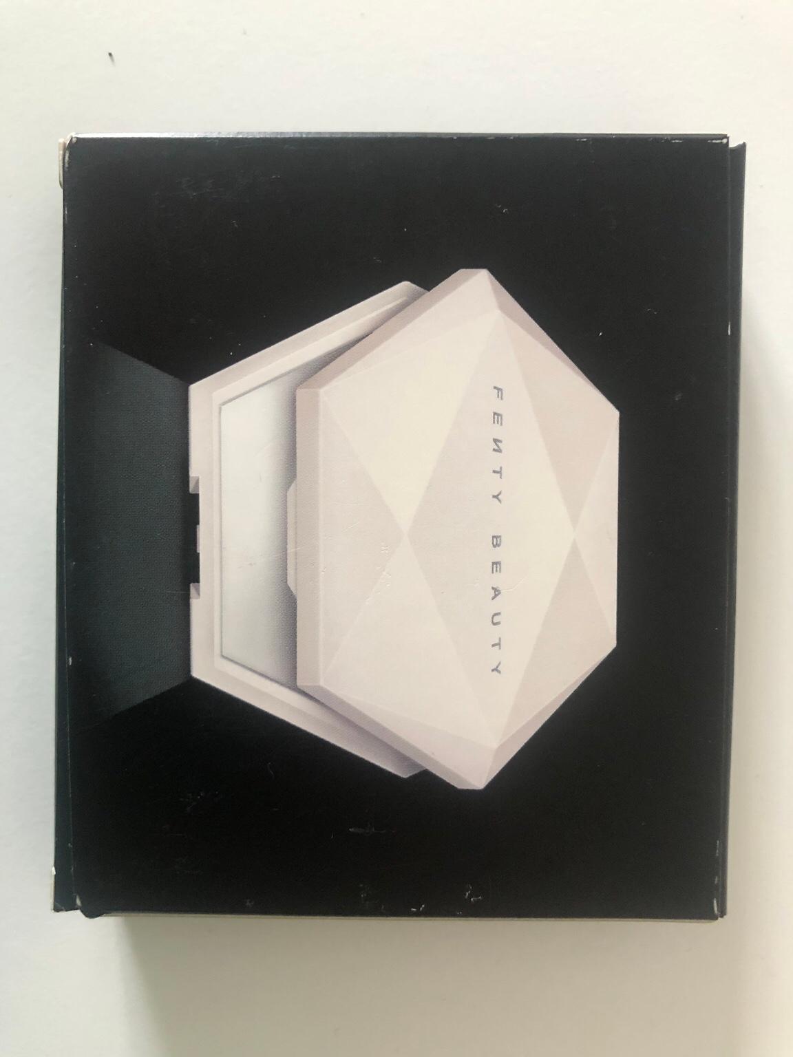 Fenty Beauty Compact Mirror in WC1H Camden for £15.00 for sale | Shpock