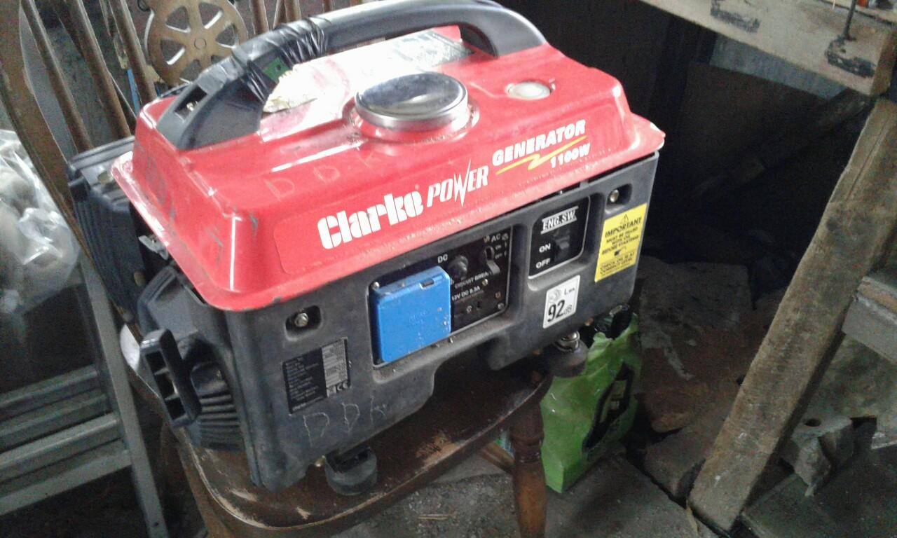 Clark Generator in S44 North East Derbyshire for £60.00 for sale | Shpock