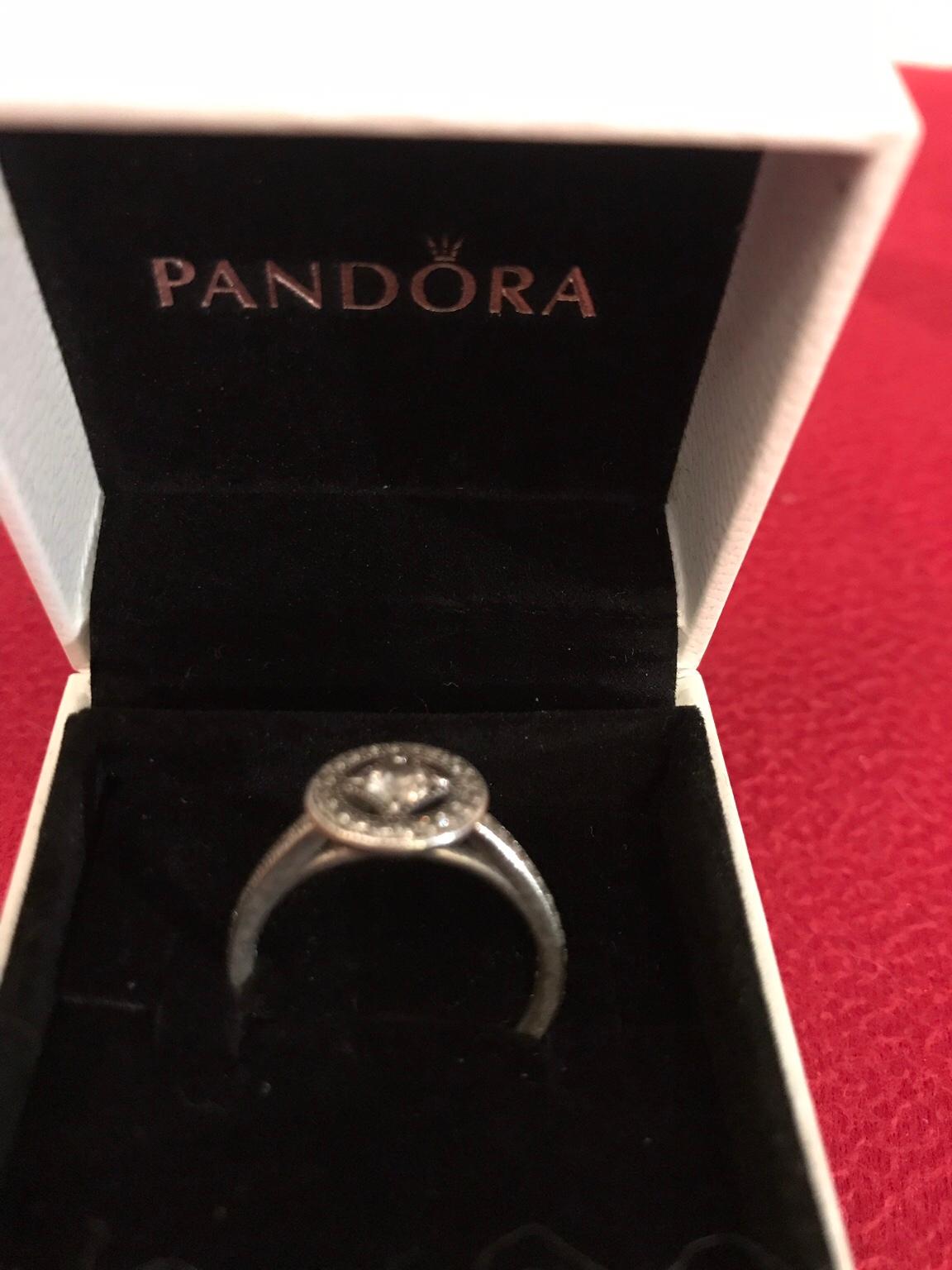 Vintage Allure Pandora ring in Kirklees für 30,00 £ zum Verkauf | Shpock DE