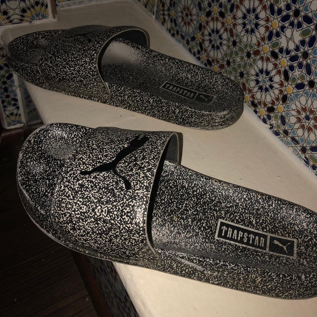 Trapstar sliders in W10 Chelsea für £ 10,00 zum Verkauf | Shpock AT