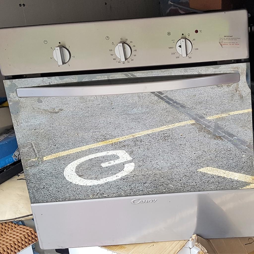 Candy Built-in Electric Single Oven in TW8 London für £ 45,00 zum ...