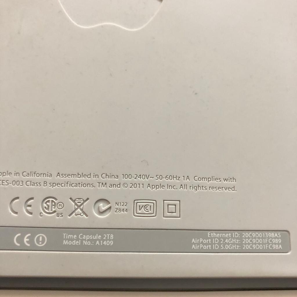 Apple Router Time Capsule 2TB Modell A1409 in 6714 Nüziders für € 70,00 ...