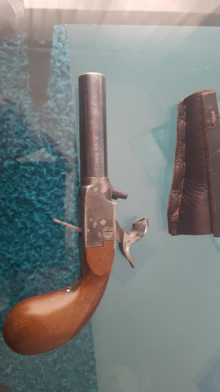 davide pedersoli, derringer liegi in 67547 Worms für € 120,00 zum ...