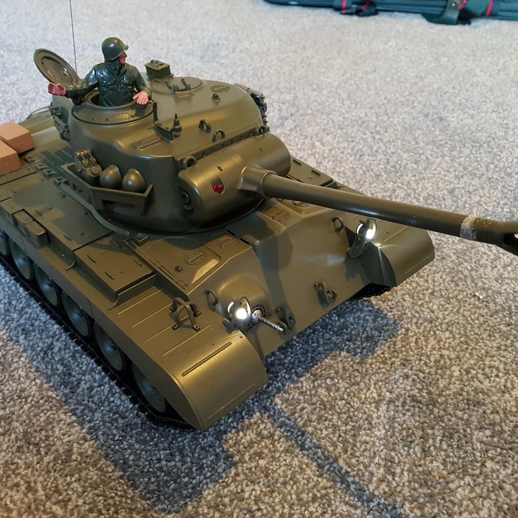 heng long radio controlled snow leopard tank in WF9 Wakefield für £ 40 ...