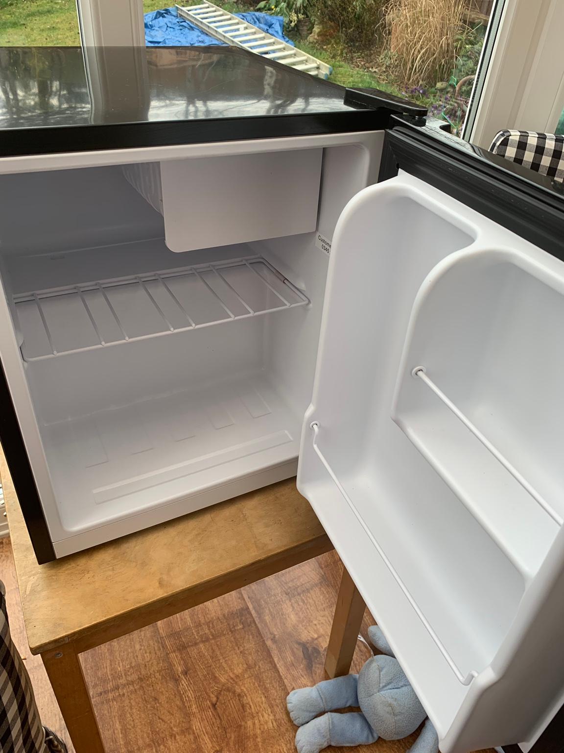 Counter top fridge in NN10 East Northamptonshire for £45.00 for sale ...