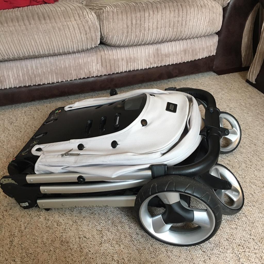 Mamas and papas armadillo flip xt2 pushchair in ST16 Stafford for £190. ...