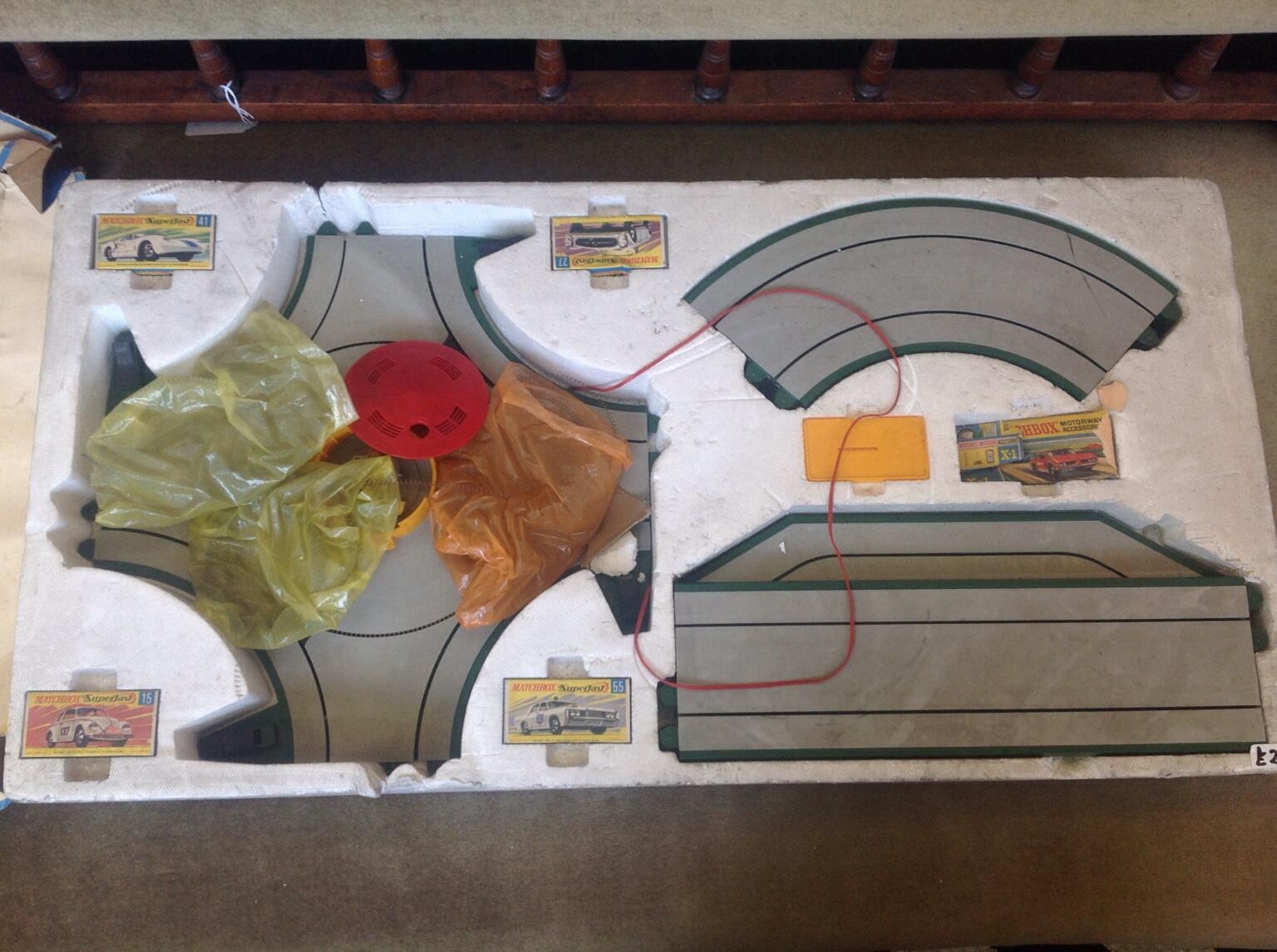 Retro matchbox switch a track game in LE11 Charnwood für 20,00 £ zum ...