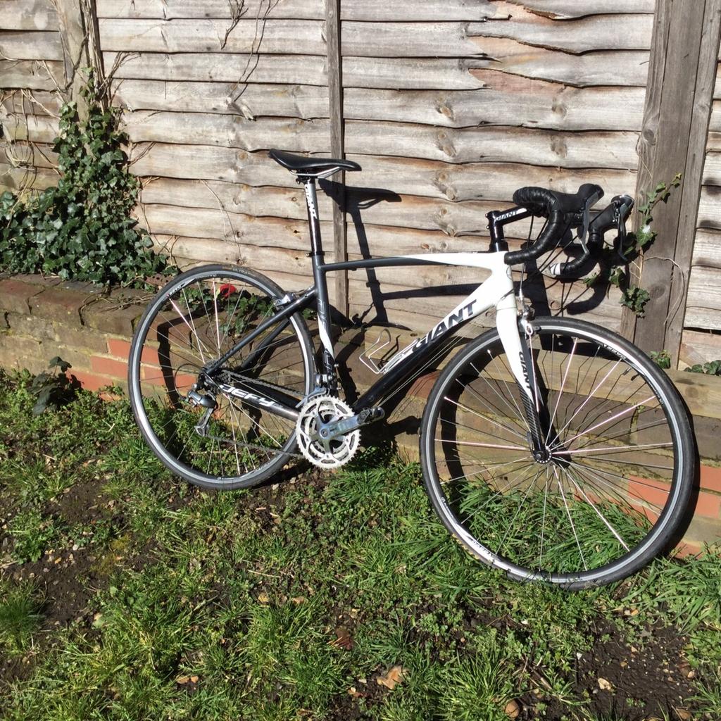 Giant Roadbike in WD18 Watford für 120,00 £ zum Verkauf | Shpock DE