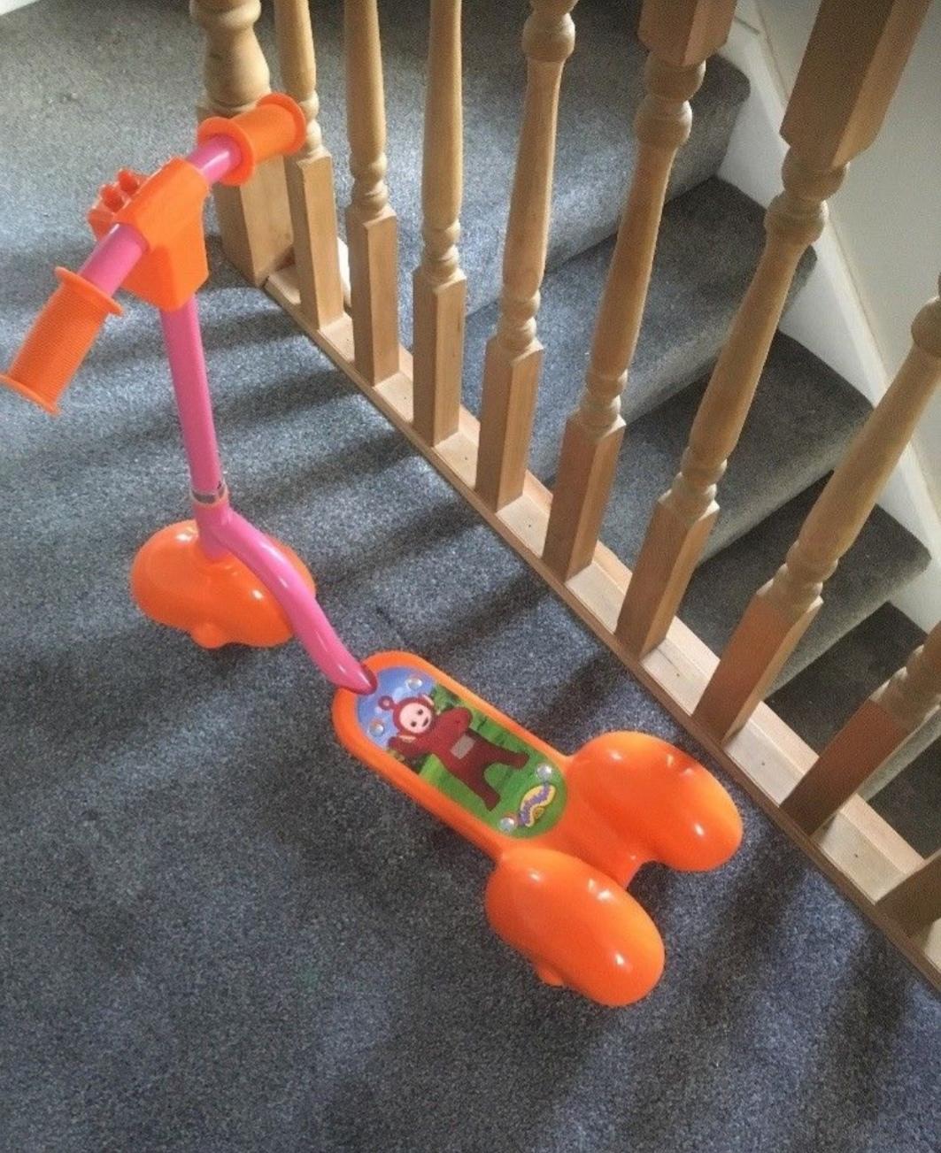 teletubbies po scooter in CR4 London for £6.00 for sale | Shpock