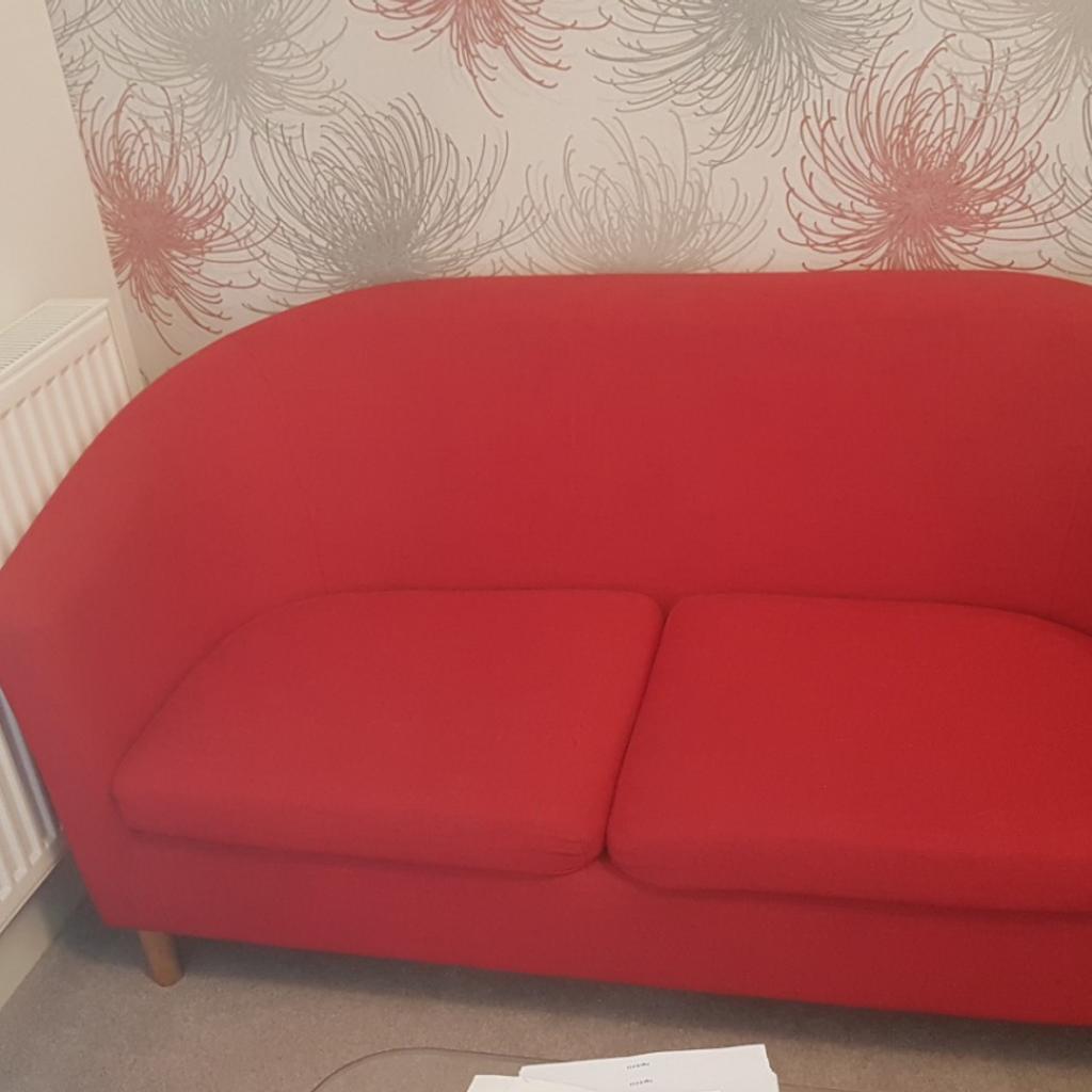 nice 2 seater sofa in Leigh on Sea für 35,00 £ zum Verkauf | Shpock DE