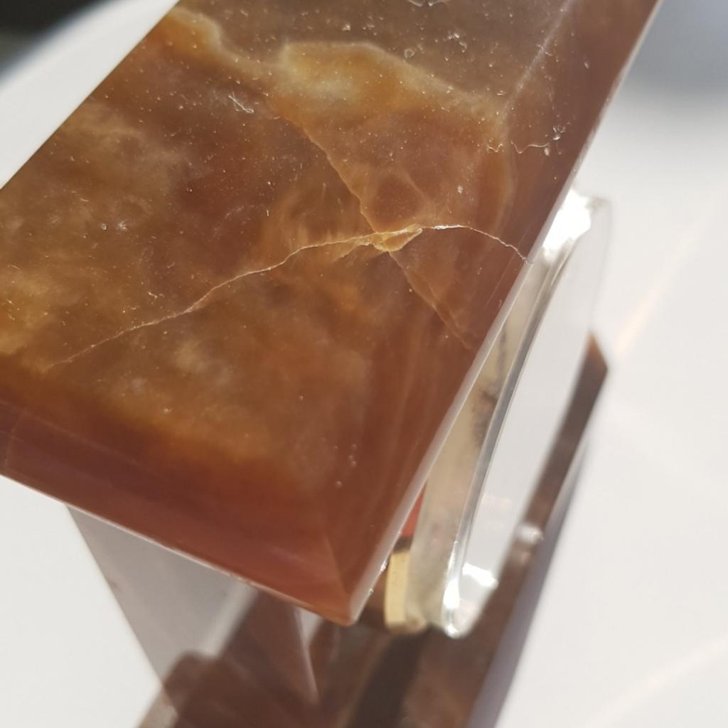 Onyx Mantle Clock....VINTAGE in LE16 Harborough for £4.95 for sale | Shpock