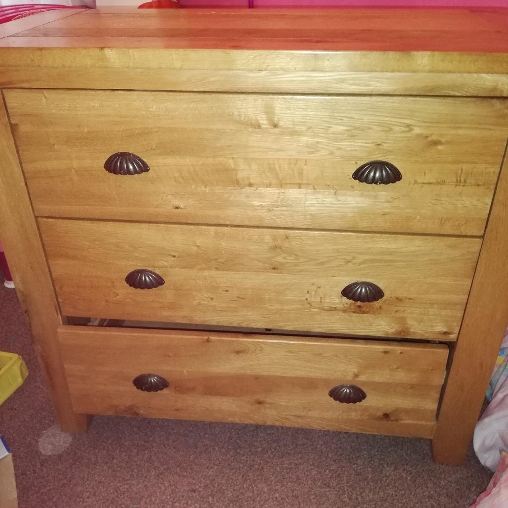 solid set of draws in Wigan für £ 20,00 zum Verkauf | Shpock AT