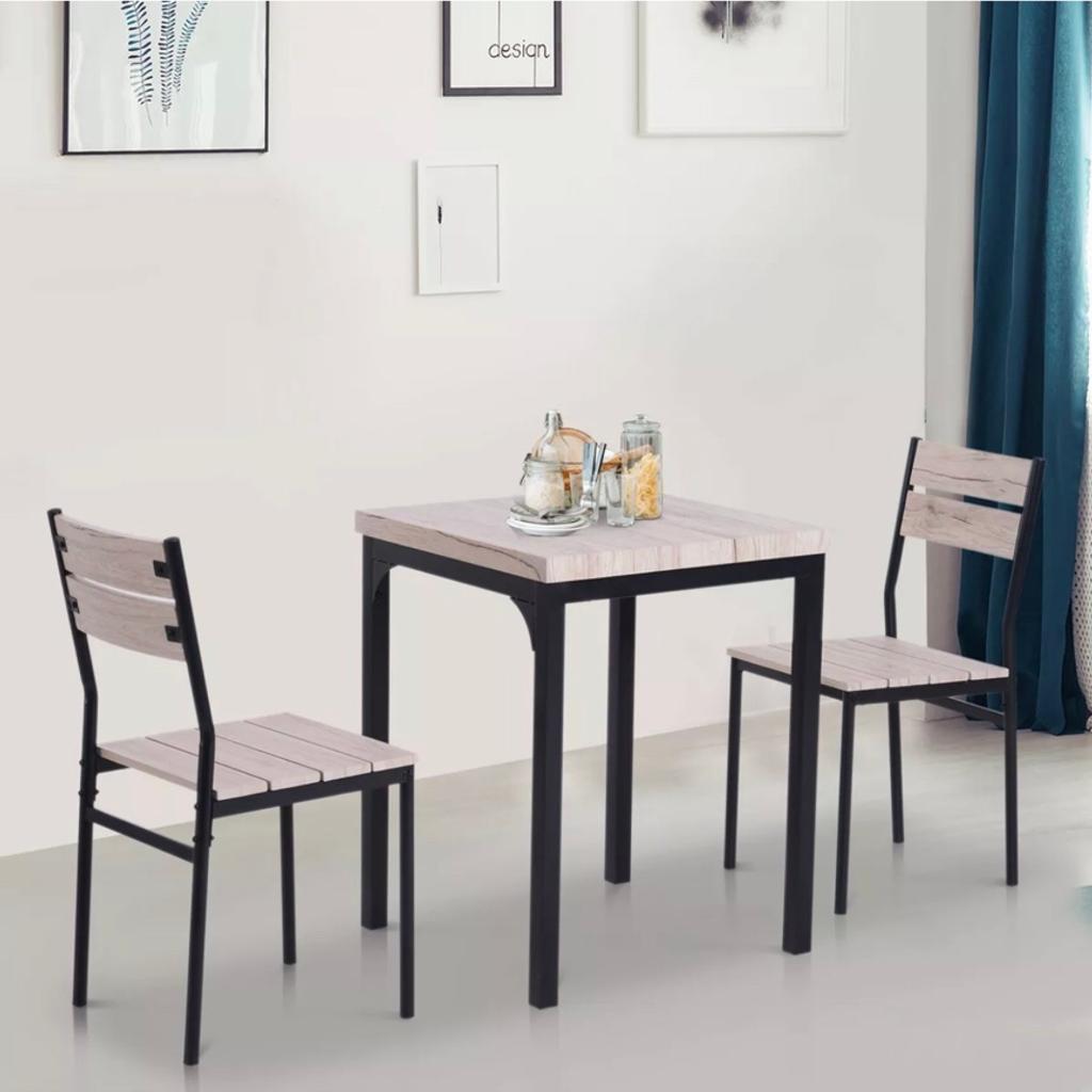 Table chair in L11 Liverpool für £ 50,00 zum Verkauf | Shpock AT