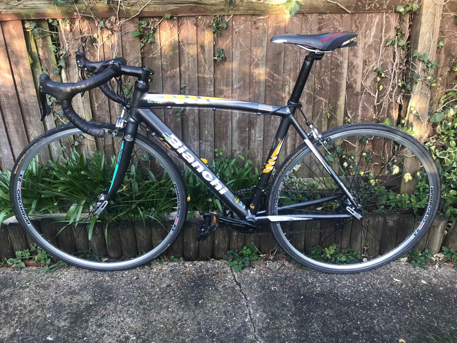 Bianchi Nirone Road bike in NW9 Barnet für 225,00 £ zum Verkauf | Shpock DE