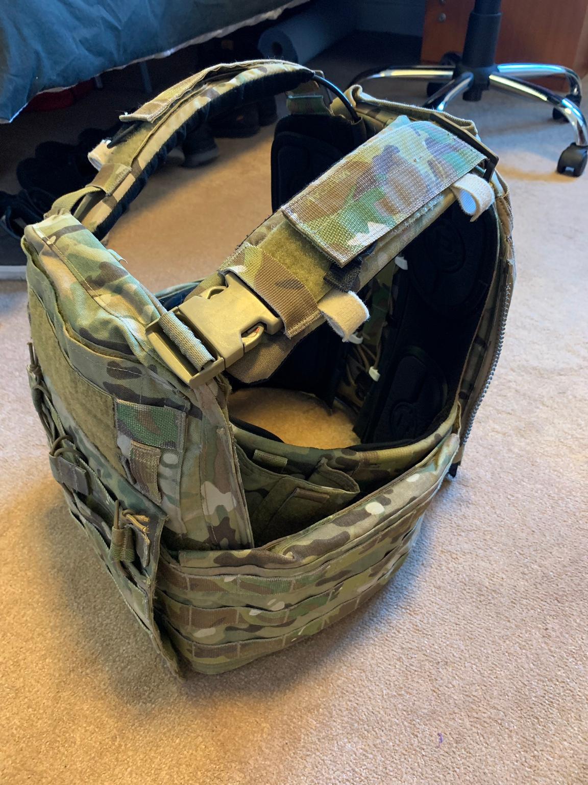 Crye precision CPC multicam plate carrier. in OX11 Oxfordshire für 400 ...