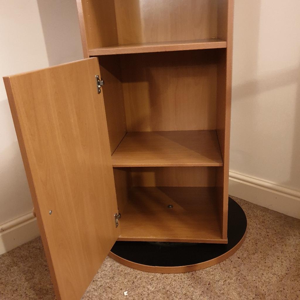 Revolving mirrored storage unit in HX1 Calderdale für 80,00 £ zum ...