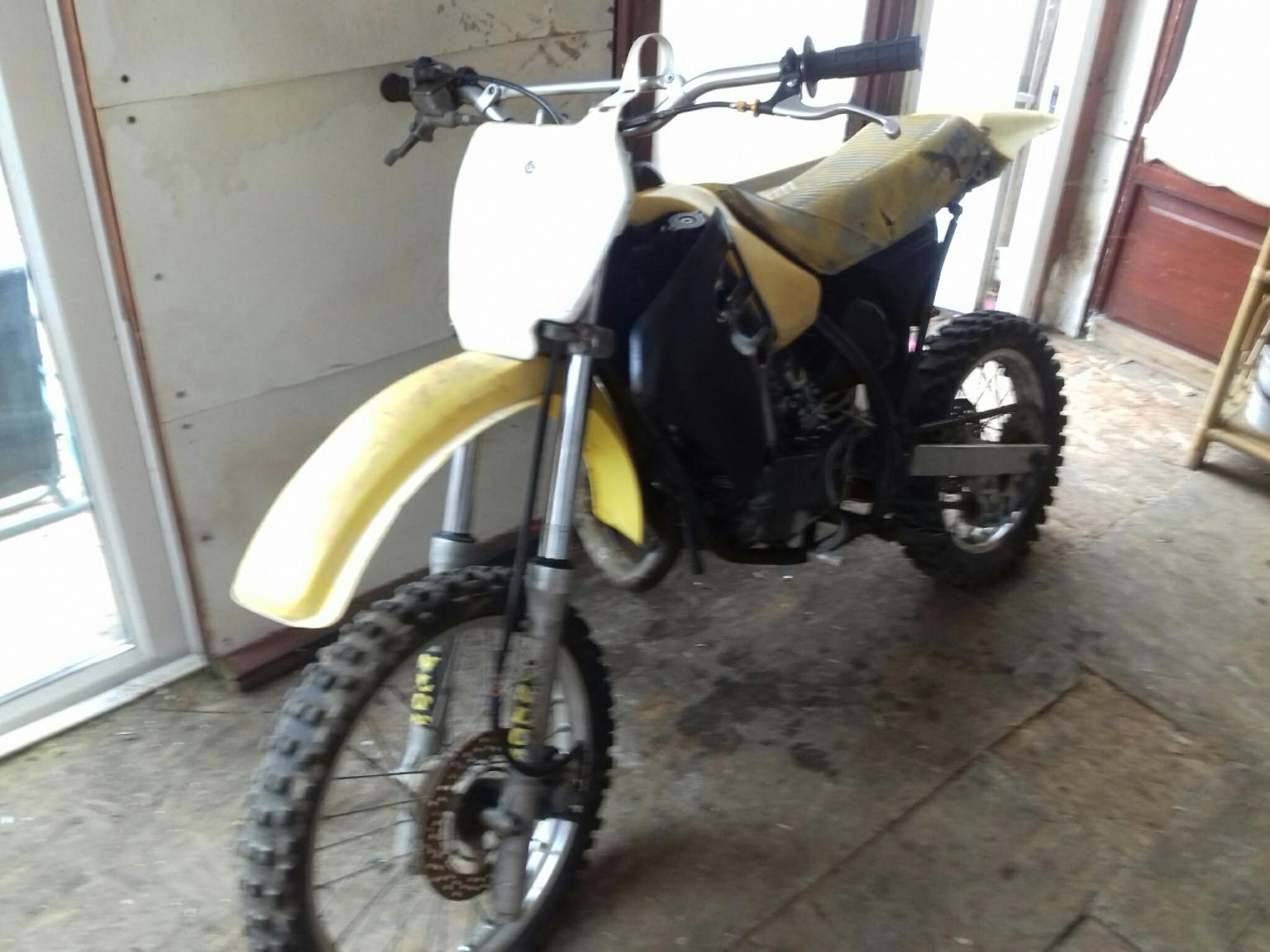 suzuki rm 80 motocross bike. in GU1 Guildford für 300,00 £ zum Verkauf ...
