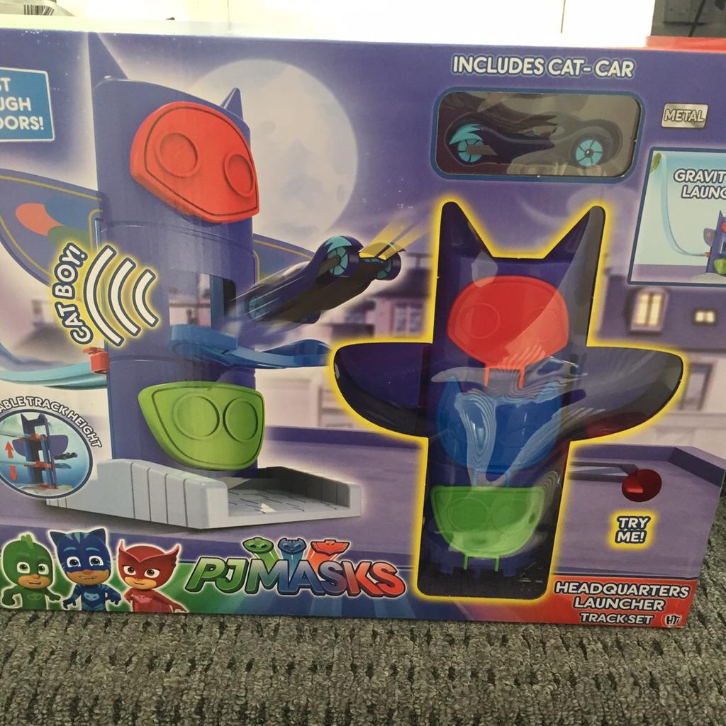 PJ MASKS headquarters launcher track set in RM8 Dagenham für £ 12,00 ...