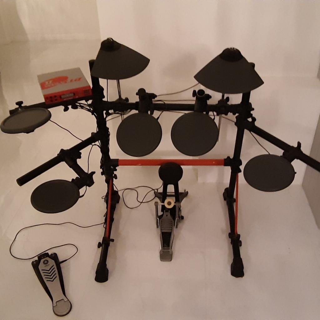 Yamaha DTXPRESS 2 Electric Drum Kit in London für £ 125,00 zum Verkauf ...