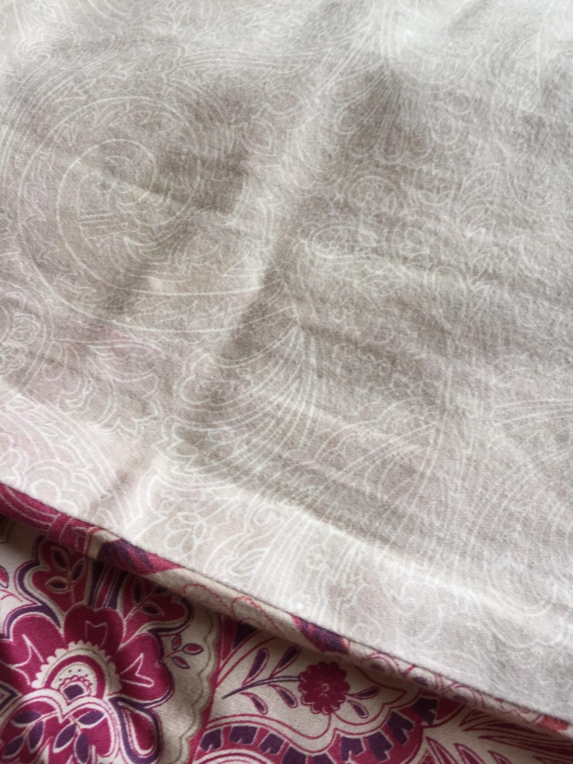 Dorma Samira Red king size duvet cover set. in B47 Solihull für £ 15,00 ...