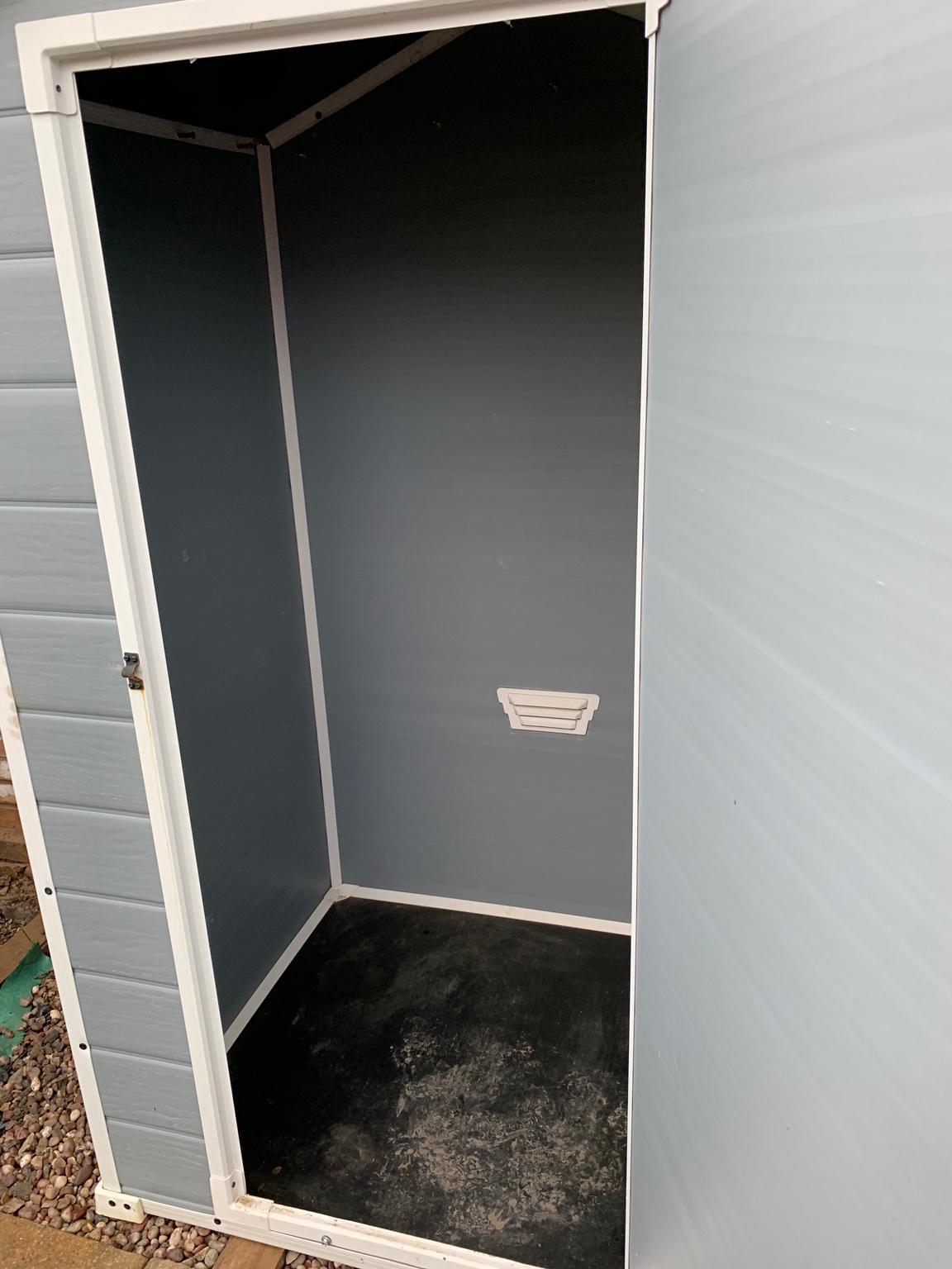 Keter 3x4 Plastic Shed in WN6 Wigan for £120.00 for sale | Shpock