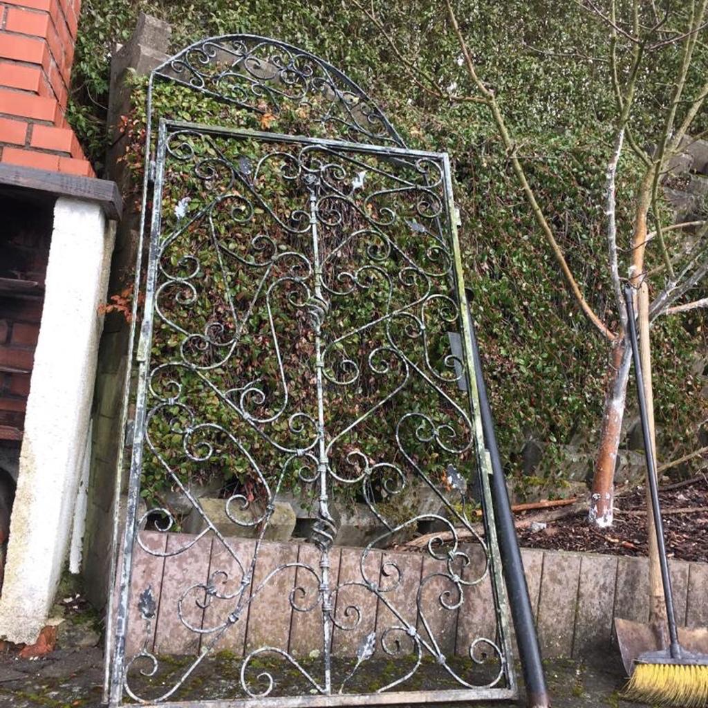 Schmiedeeisernes Tor in 35236 Breidenbach für 50,00 € zum Verkauf | Shpock DE