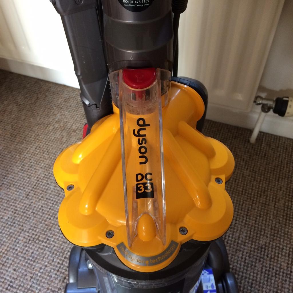 Dyson DC33. Hoover. in CW11 Sandbach für £ 60,00 zum Verkauf | Shpock AT