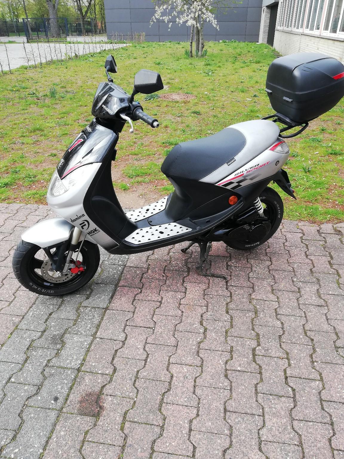 Peugeot Vivacity Sport S1 25ccm und 50ccm in 65933 Frankfurt am Main für 500,00 € zum Verkauf ...