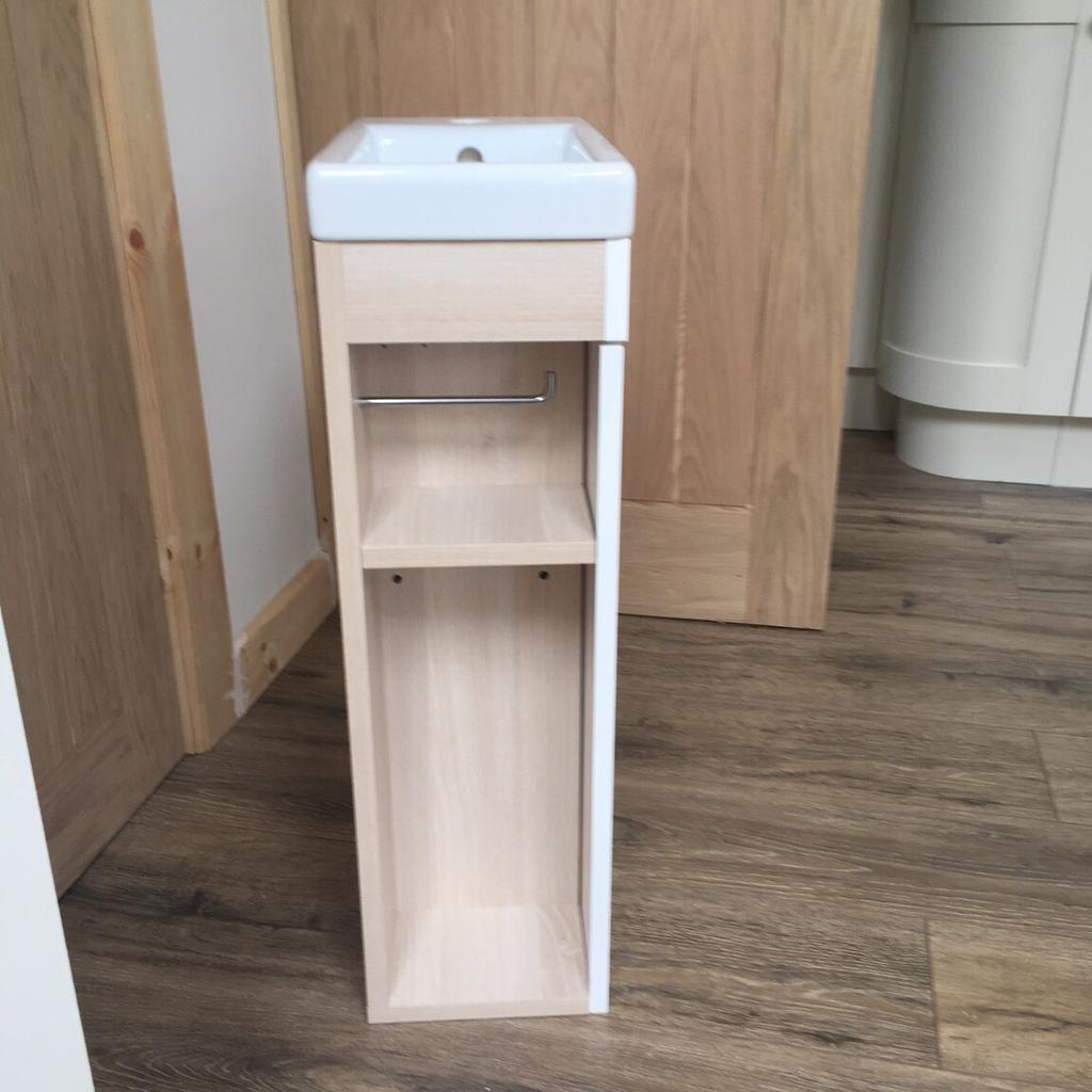 Mondella White Gloss Vanity Unit and Basin in WV3 Wolverhampton für £ ...
