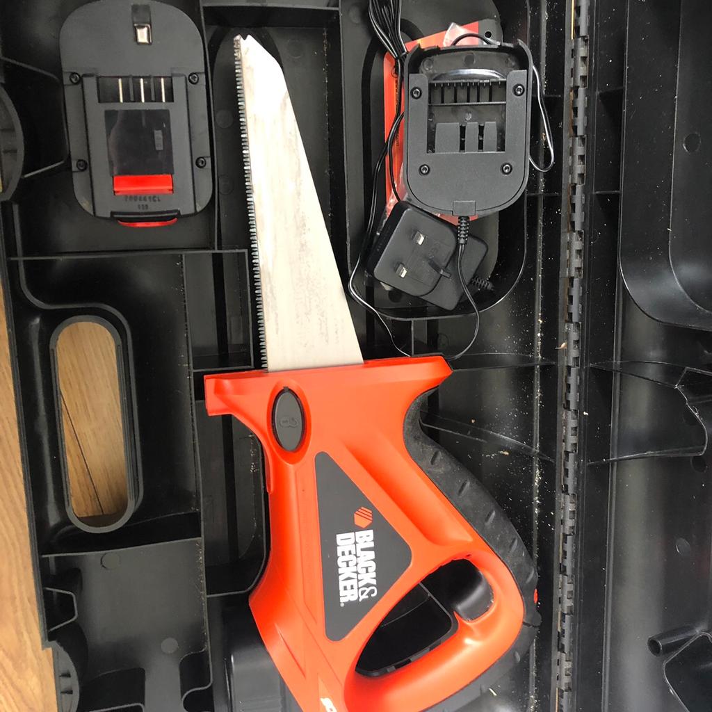 BLACK & DECKER CORDLESS SCORPION SAW 14.4V in BD5 Bradford für £ 40,00 ...
